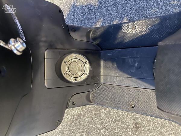 Melns Piaggio NRG 2008 Panevēža, ar dzinēja tilpumu 0.05 L un nobraukumu 23 tūkst. km par 850 €, foto 9 vietnē AUTOMOTO.COM.LV