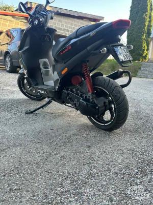 Черный Piaggio NRG 2009 в Вильнюс, объемом двигателя 0.05 л и пробегом 26 тыс. км за 1450 €, фото 6 на AUTOMOTO.COM.LV