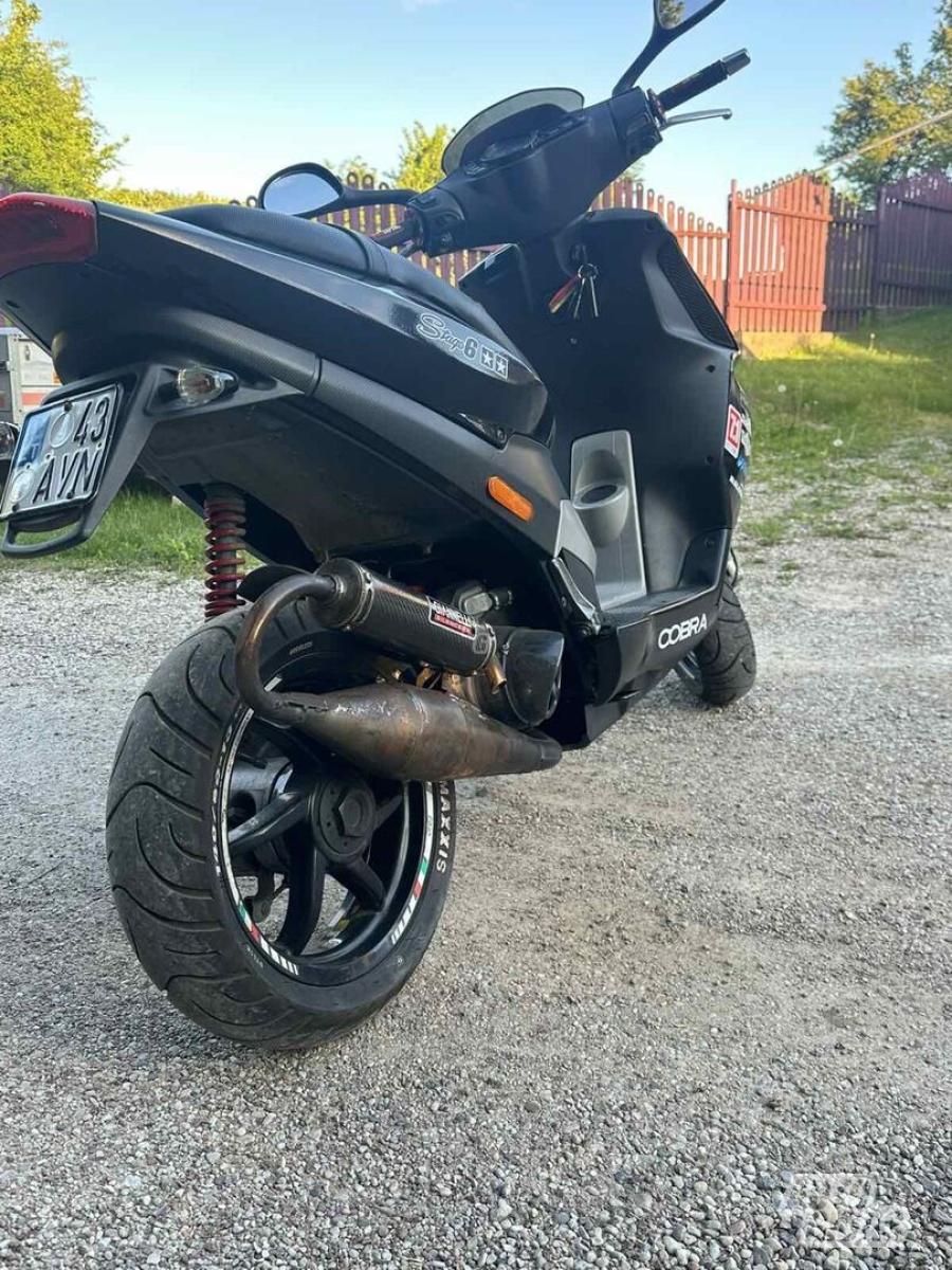 Черный Piaggio NRG 2009 в Вильнюс, объемом двигателя 0.05 л и пробегом 26 тыс. км за 1450 €, фото 7 на AUTOMOTO.COM.LV
