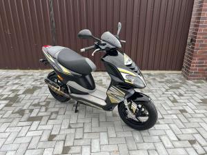 Черный Piaggio NRG 2010 в Каунас, объемом двигателя 49.00 л и пробегом 21 тыс. км за 1450 €, фото 4 на AUTOMOTO.COM.LV