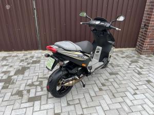 Черный Piaggio NRG 2010 в Каунас, объемом двигателя 49.00 л и пробегом 21 тыс. км за 1450 €, фото 8 на AUTOMOTO.COM.LV