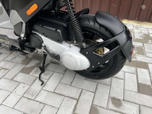 Черный Piaggio NRG 2010 в Каунас, объемом двигателя 49.00 л и пробегом 21 тыс. км за 1450 €, фото 12 на AUTOMOTO.COM.LV