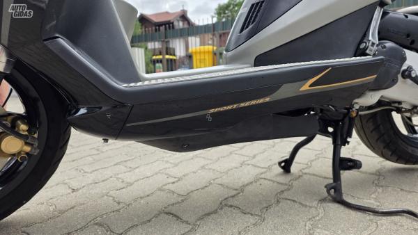 Black Piaggio NRG 2013 in Palanga, with an engine capacity of 0.05 L and mileage of 15 thousand km for 1450 €, photo 8 on AUTOMOTO.COM.LV