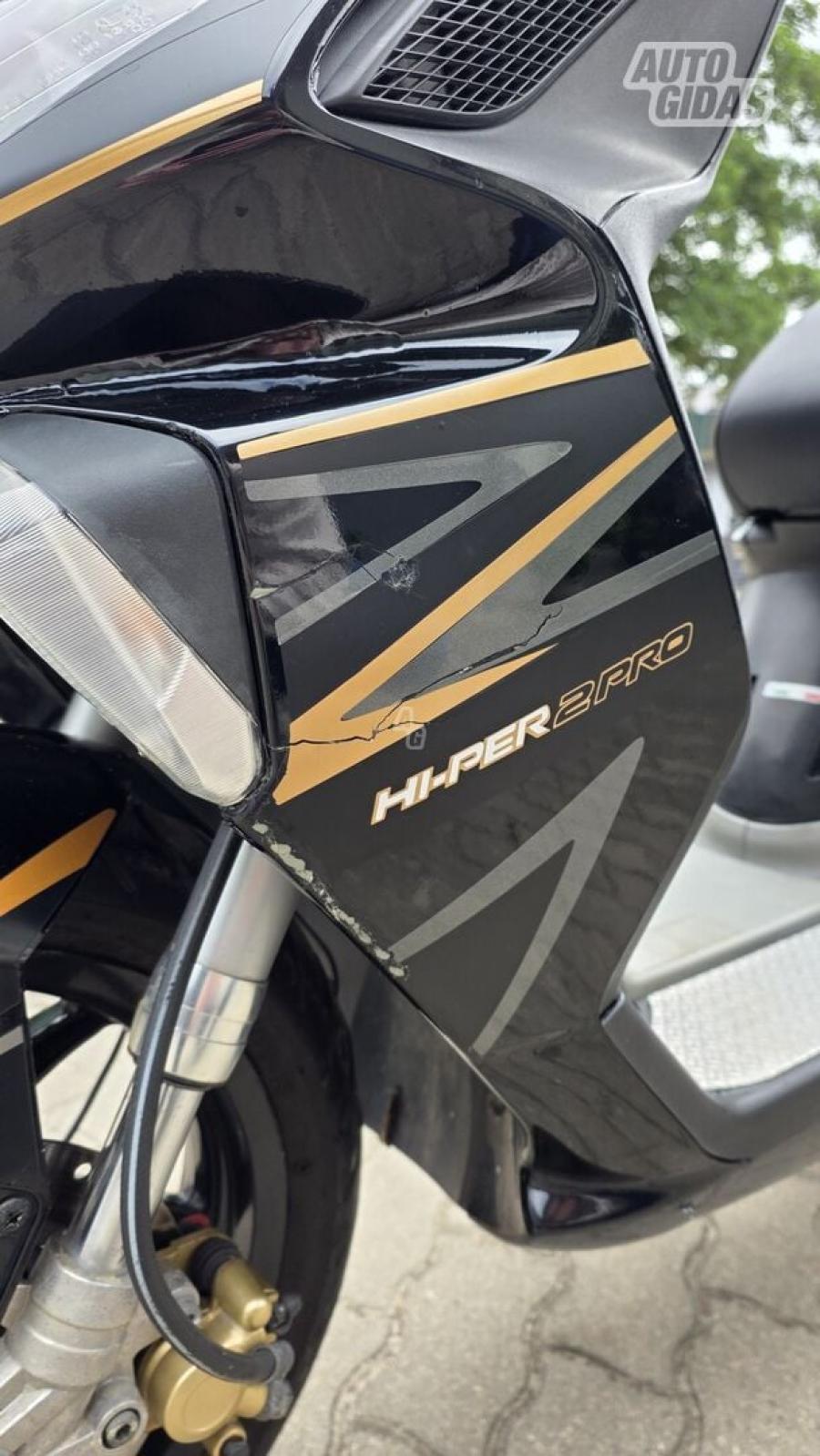Black Piaggio NRG 2013 in Palanga, with an engine capacity of 0.05 L and mileage of 15 thousand km for 1450 €, photo 12 on AUTOMOTO.COM.LV