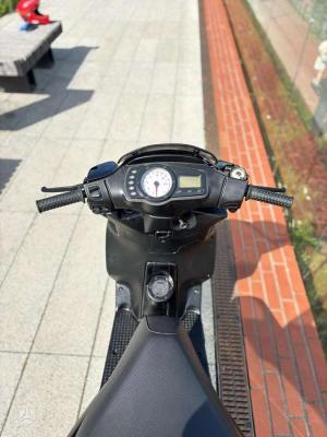 Black Piaggio NRG 2014 in Panevezys, with an engine capacity of 49.00 L and mileage of 2 thousand km for 1500 €, photo 8 on AUTOMOTO.COM.LV