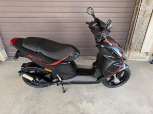 Melns Piaggio NRG 2015 Kauņa, ar dzinēja tilpumu 0.05 L un nobraukumu 16 tūkst. km par 1650 €, foto 3 vietnē AUTOMOTO.COM.LV