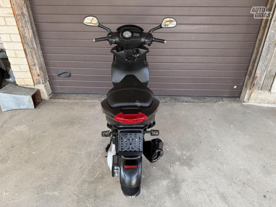 Melns Piaggio NRG 2015 Kauņa, ar dzinēja tilpumu 0.05 L un nobraukumu 16 tūkst. km par 1650 €, foto 11 vietnē AUTOMOTO.COM.LV