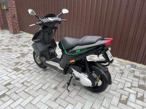 Черный Piaggio NRG 2015 в Каунас, объемом двигателя 49.00 л и пробегом 13 тыс. км за 1550 €, фото 6 на AUTOMOTO.COM.LV