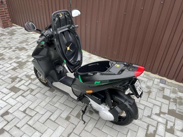 Черный Piaggio NRG 2015 в Каунас, объемом двигателя 49.00 л и пробегом 13 тыс. км за 1550 €, фото 8 на AUTOMOTO.COM.LV