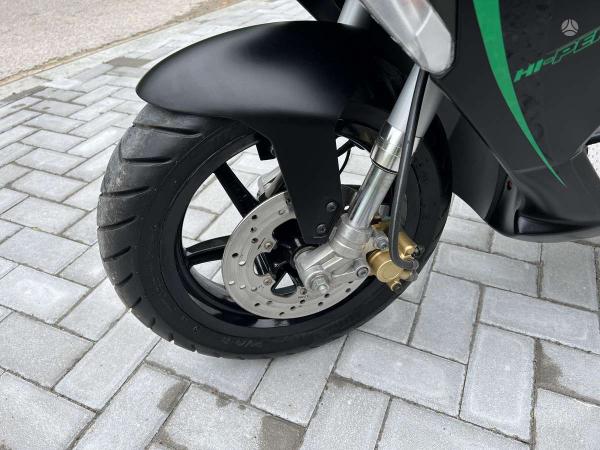 Черный Piaggio NRG 2015 в Каунас, объемом двигателя 49.00 л и пробегом 13 тыс. км за 1550 €, фото 10 на AUTOMOTO.COM.LV
