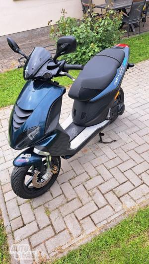 Melns Piaggio NRG 2016 Kauņa, ar dzinēja tilpumu 0.00 L un nobraukumu 7 tūkst. km par 1460 €, foto  vietnē AUTOMOTO.COM.LV