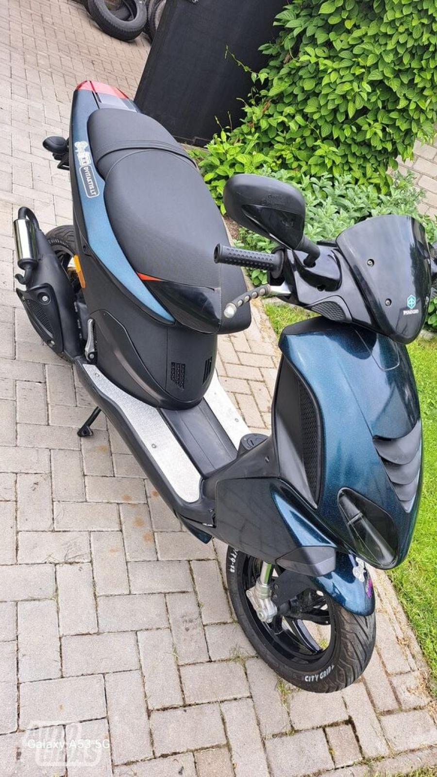 Melns Piaggio NRG 2016 Kauņa, ar dzinēja tilpumu 0.00 L un nobraukumu 7 tūkst. km par 1460 €, foto 4 vietnē AUTOMOTO.COM.LV