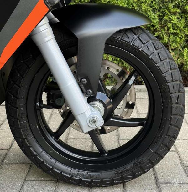 Черный Piaggio NRG 2018 в Мариямполе, объемом двигателя 49.00 л и пробегом 4 тыс. км за 1650 €, фото 10 на AUTOMOTO.COM.LV