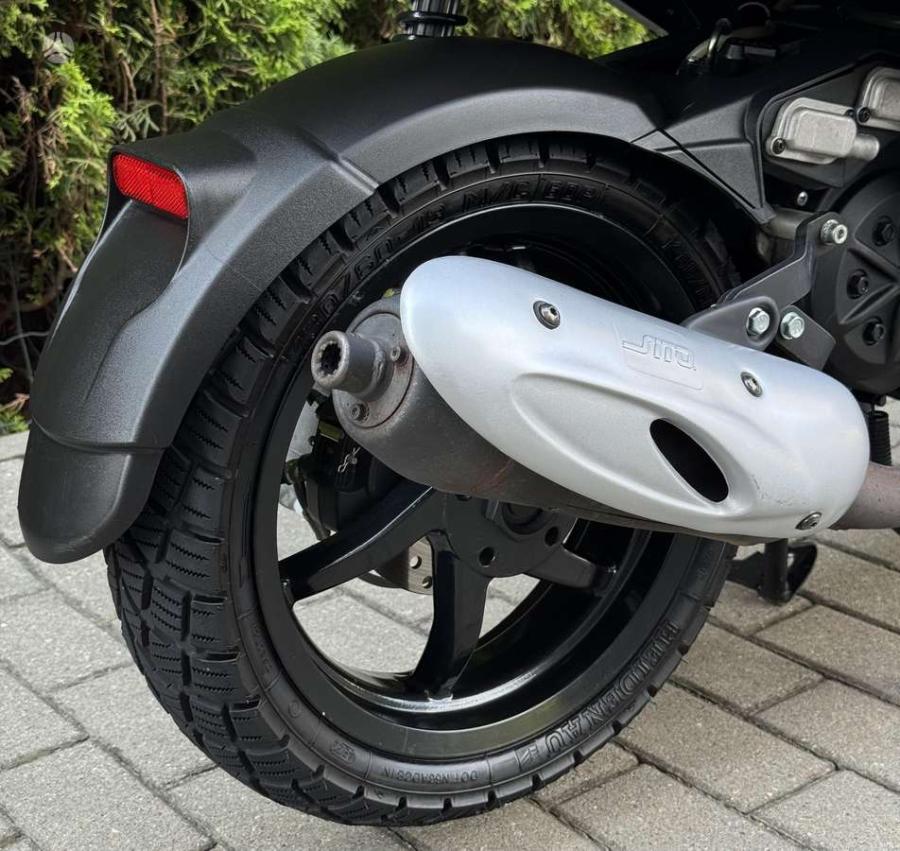 Черный Piaggio NRG 2018 в Мариямполе, объемом двигателя 49.00 л и пробегом 4 тыс. км за 1650 €, фото 21 на AUTOMOTO.COM.LV