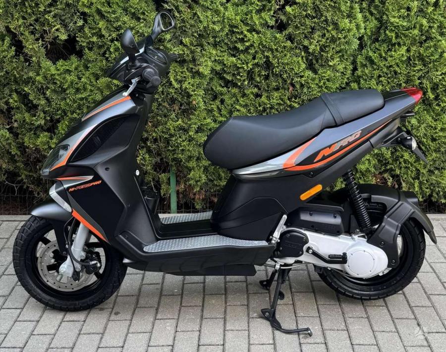 Черный Piaggio NRG 2018 в Мариямполе, объемом двигателя 49.00 л и пробегом 4 тыс. км за 1650 €, фото 27 на AUTOMOTO.COM.LV