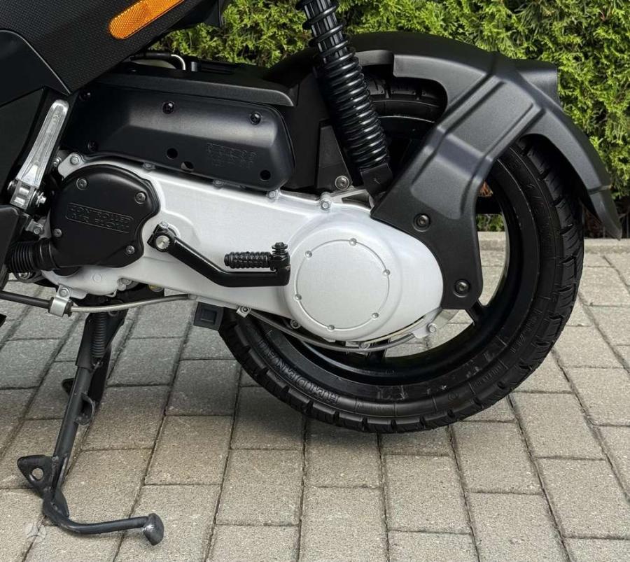 Черный Piaggio NRG 2018 в Мариямполе, объемом двигателя 49.00 л и пробегом 4 тыс. км за 1650 €, фото 32 на AUTOMOTO.COM.LV