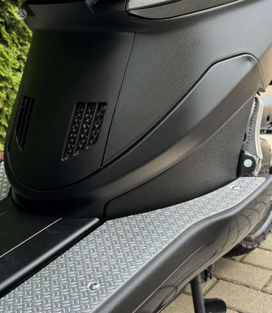 Черный Piaggio NRG 2018 в Мариямполе, объемом двигателя 49.00 л и пробегом 4 тыс. км за 1650 €, фото 36 на AUTOMOTO.COM.LV