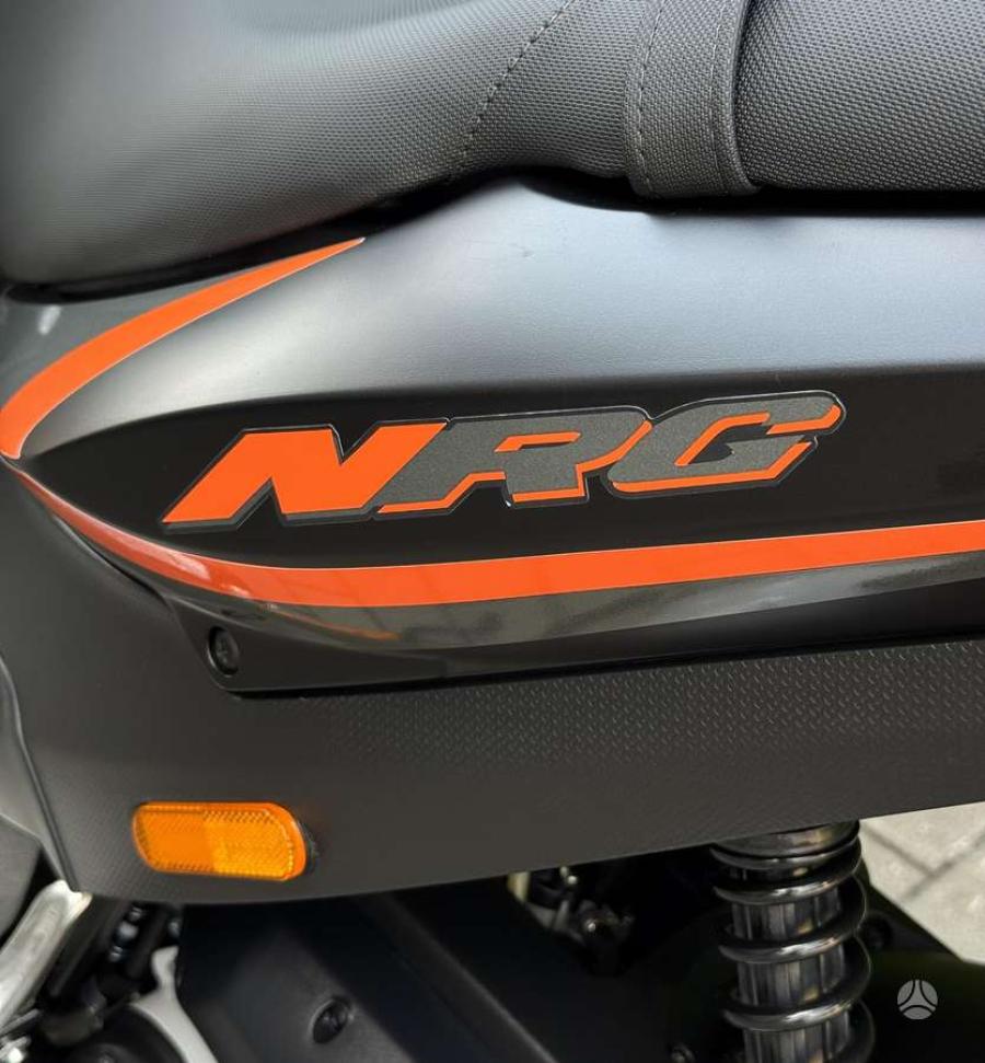 Черный Piaggio NRG 2018 в Мариямполе, объемом двигателя 49.00 л и пробегом 4 тыс. км за 1650 €, фото 41 на AUTOMOTO.COM.LV