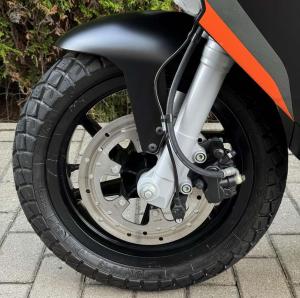 Черный Piaggio NRG 2018 в Мариямполе, объемом двигателя 49.00 л и пробегом 4 тыс. км за 1650 €, фото 42 на AUTOMOTO.COM.LV