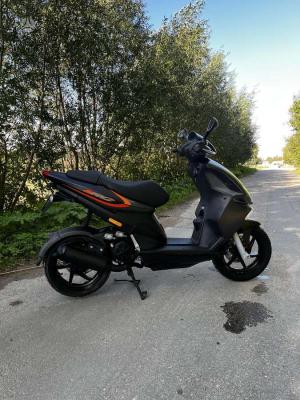 Черный Piaggio NRG 2019 в Клайпеда, объемом двигателя 50.00 л и пробегом 9 тыс. км за 1950 €, фото 4 на AUTOMOTO.COM.LV