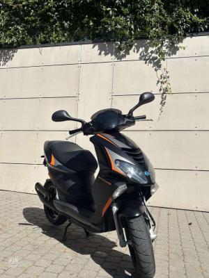 Black Piaggio NRG 2019 in Kaunas, with an engine capacity of 49.00 L and mileage of 17 thousand km for 1750 €, photo  on AUTOMOTO.COM.LV
