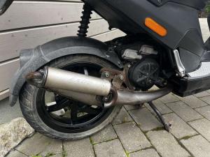 Black Piaggio NRG 2019 in Klaipeda, with an engine capacity of 50.00 L and mileage of 8 thousand km for 1380 €, photo 7 on AUTOMOTO.COM.LV