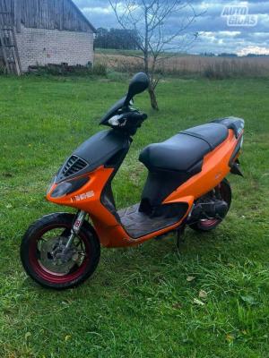Piaggio NRG 2003 in Birstonas, with an engine capacity of 0.05 L and mileage of 18 thousand km for 680 €, photo  on AUTOMOTO.COM.LV