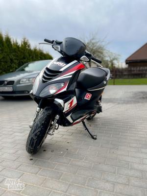 Piaggio NRG 2007 in Klaipeda, with an engine capacity of 0.05 L and mileage of 18 thousand km for 1300 €, photo  on AUTOMOTO.COM.LV