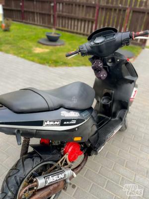 Piaggio NRG 2007 in Klaipeda, with an engine capacity of 0.05 L and mileage of 18 thousand km for 1300 €, photo 7 on AUTOMOTO.COM.LV
