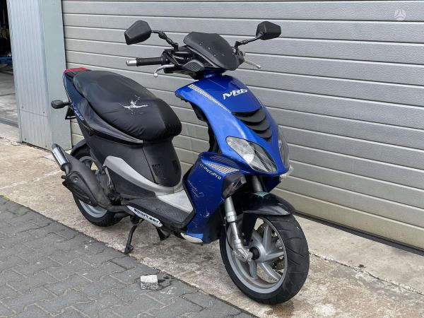 Piaggio NRG 2007 in Vilkaviskis, with an engine capacity of 50.00 L and mileage of 18 thousand km for 750 €, photo 4 on AUTOMOTO.COM.LV