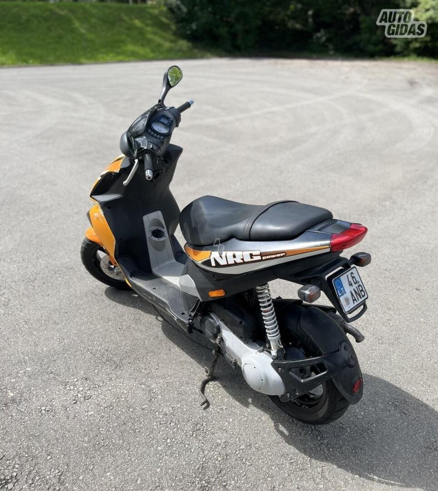 Piaggio NRG 2007 Panevēža, ar dzinēja tilpumu 0.05 L un nobraukumu 6 tūkst. km par 950 €, foto 6 vietnē AUTOMOTO.COM.LV