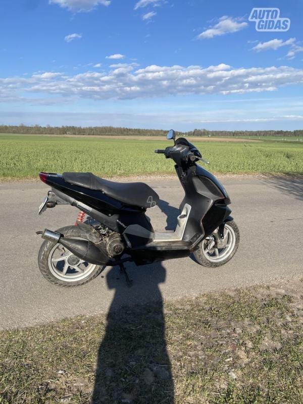 Piaggio NRG 2008 в Вильнюс, объемом двигателя 0.00 л и пробегом 0 тыс. км за 750 €, фото 6 на AUTOMOTO.COM.LV