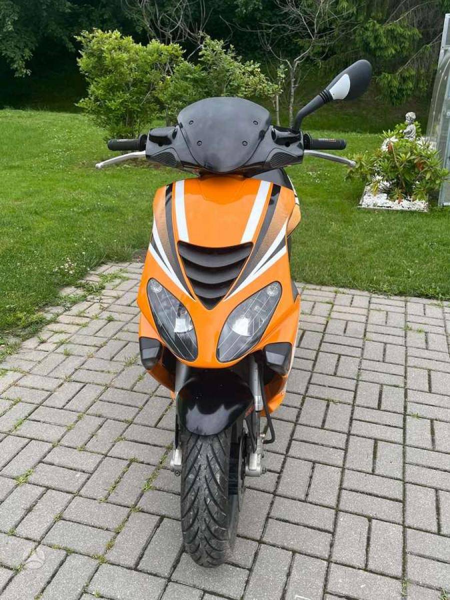 Piaggio NRG 2008 in Klaipeda, with an engine capacity of 49.00 L and mileage of 18 thousand km for 950 €, photo 1 on AUTOMOTO.COM.LV