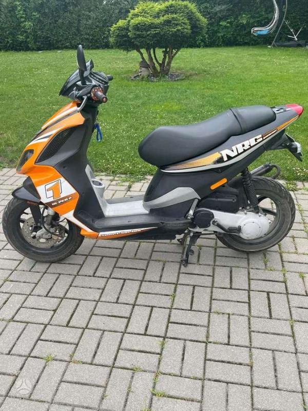 Piaggio NRG 2008 Klaipėda, ar dzinēja tilpumu 49.00 L un nobraukumu 18 tūkst. km par 950 €, foto 3 vietnē AUTOMOTO.COM.LV
