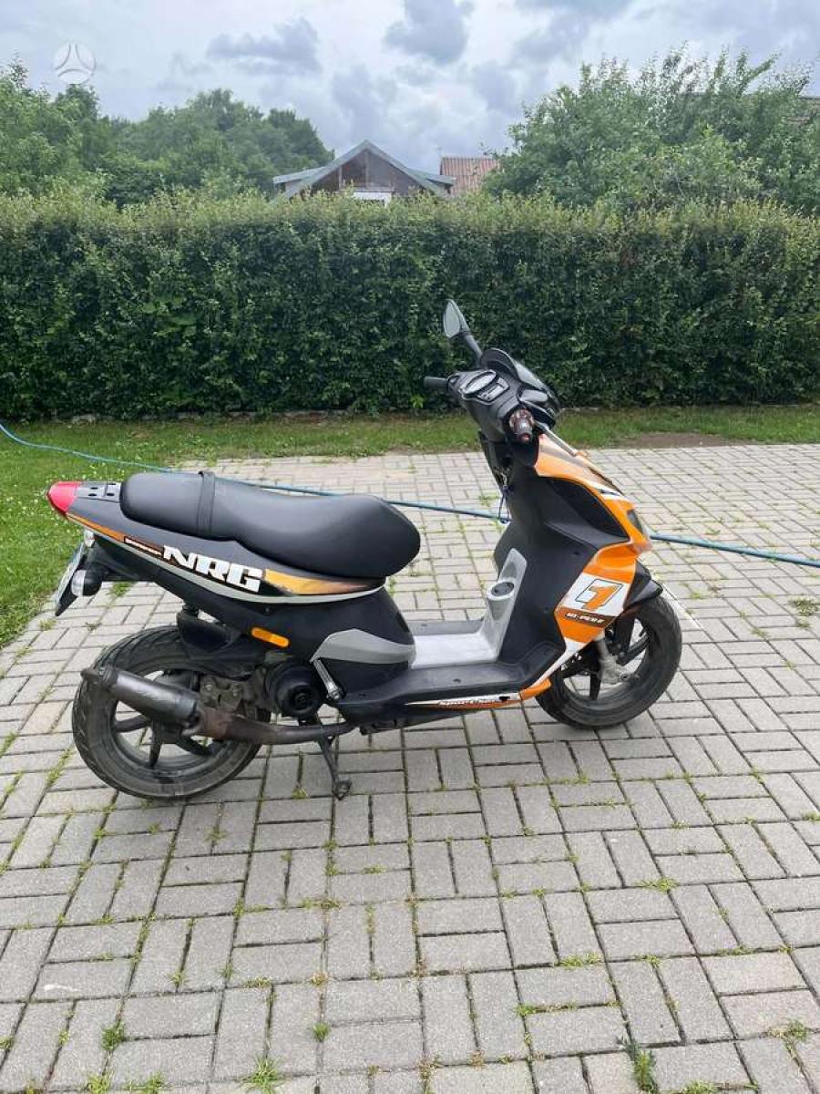 Piaggio NRG 2008 in Klaipeda, with an engine capacity of 49.00 L and mileage of 18 thousand km for 950 €, photo 5 on AUTOMOTO.COM.LV