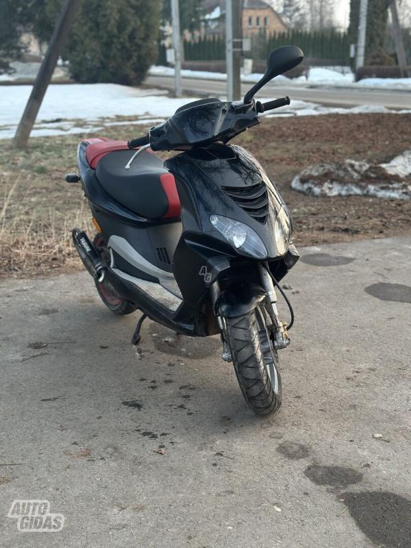 Piaggio NRG 2009 Panevēža, ar dzinēja tilpumu 0.05 L un nobraukumu 0 tūkst. km par 1200 €, foto 3 vietnē AUTOMOTO.COM.LV
