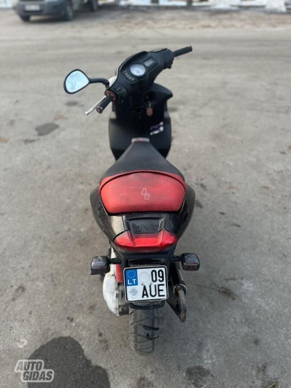 Piaggio NRG 2009 Panevēža, ar dzinēja tilpumu 0.05 L un nobraukumu 0 tūkst. km par 1200 €, foto 9 vietnē AUTOMOTO.COM.LV