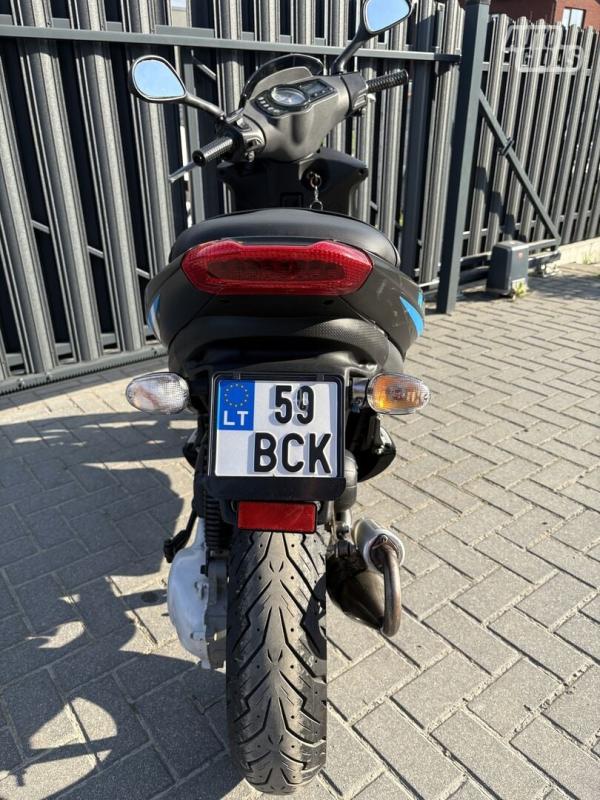 Piaggio NRG 2011 Panevēža, ar dzinēja tilpumu 0.05 L un nobraukumu 11 tūkst. km par 1250 €, foto 5 vietnē AUTOMOTO.COM.LV