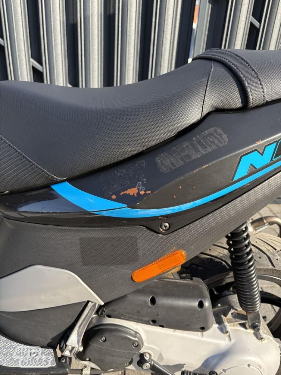 Piaggio NRG 2011 в Паневежис, объемом двигателя 0.05 л и пробегом 11 тыс. км за 1250 €, фото 8 на AUTOMOTO.COM.LV