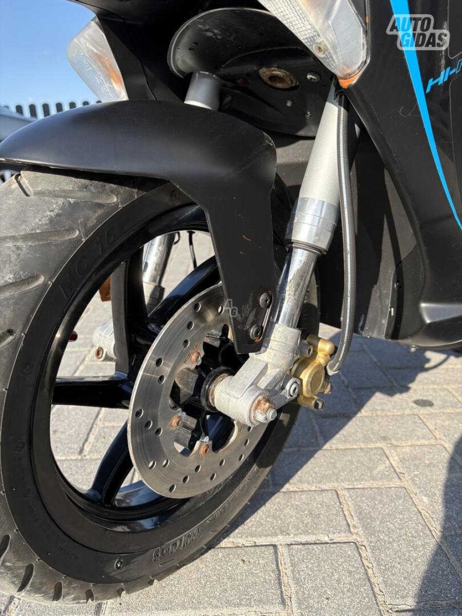 Piaggio NRG 2011 в Паневежис, объемом двигателя 0.05 л и пробегом 11 тыс. км за 1250 €, фото 10 на AUTOMOTO.COM.LV