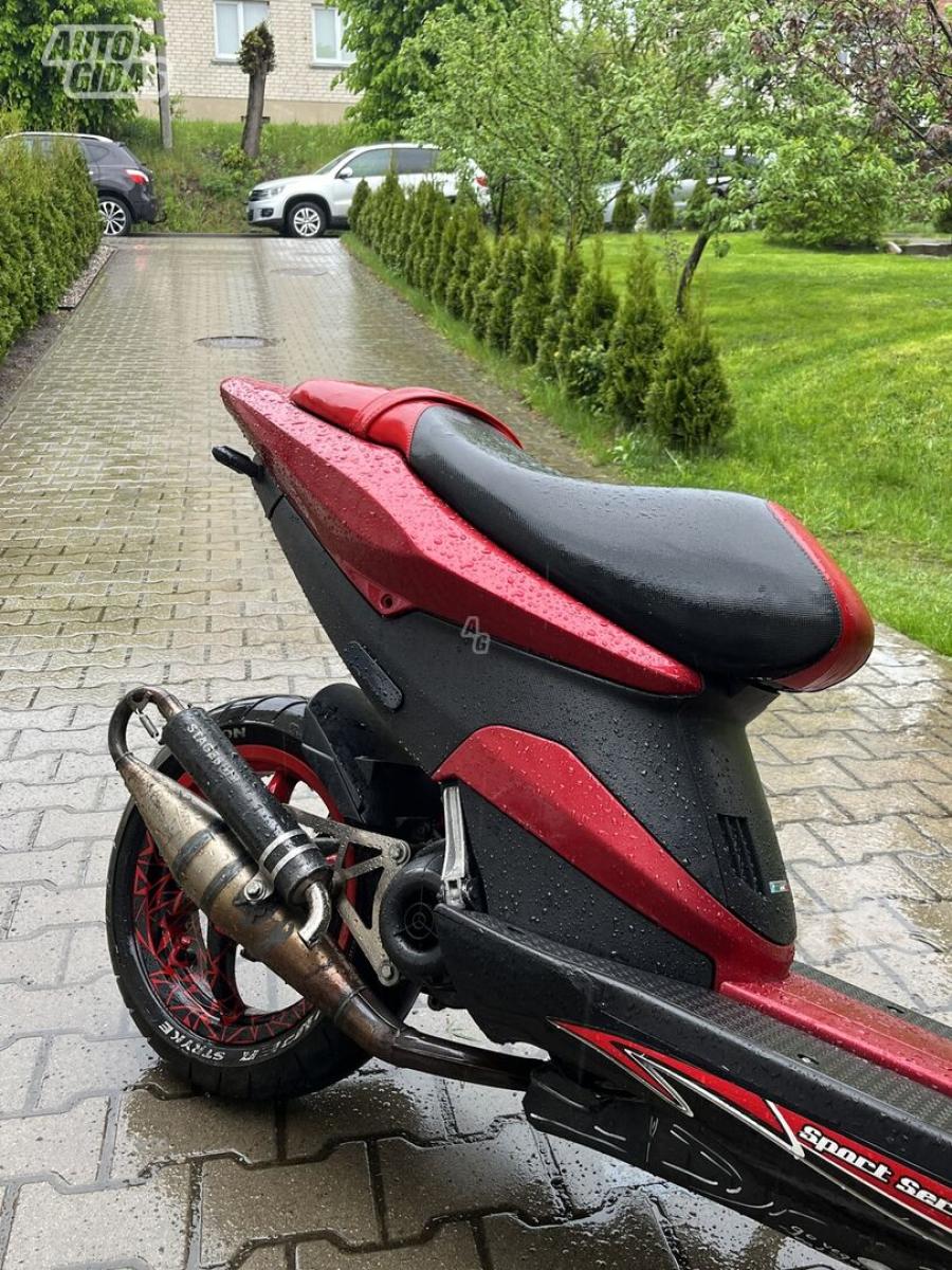Piaggio NRG 2012 Jurbarkas, ar dzinēja tilpumu 0.00 L un nobraukumu 0 tūkst. km par 1600 €, foto 4 vietnē AUTOMOTO.COM.LV