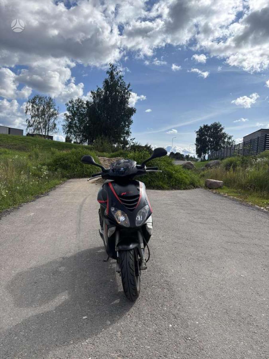 Piaggio NRG 2014 in Vilnius, with an engine capacity of 50.00 L and mileage of 19 thousand km for 1100 €, photo 1 on AUTOMOTO.COM.LV