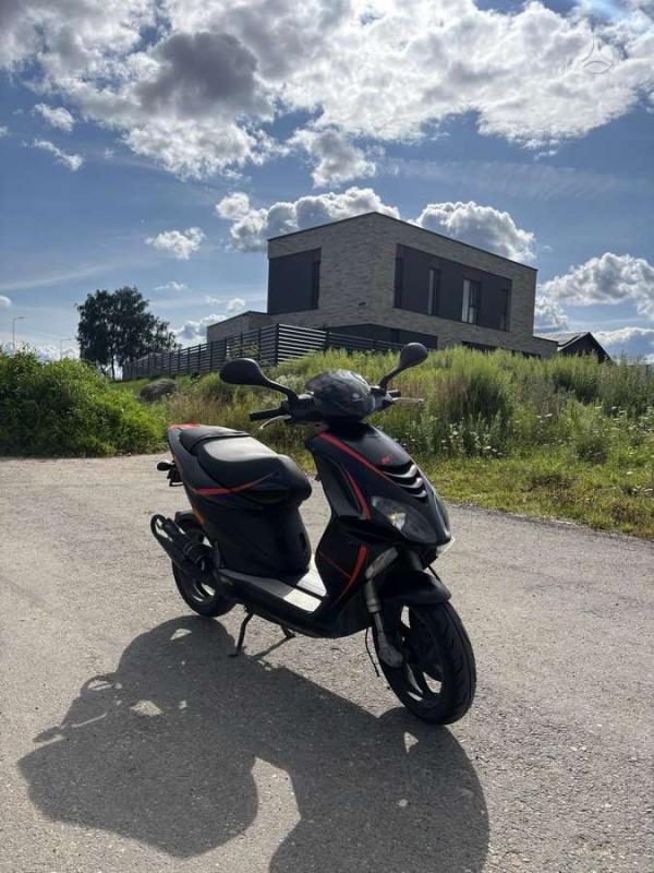 Piaggio NRG 2014 in Vilnius, with an engine capacity of 50.00 L and mileage of 19 thousand km for 1100 €, photo 3 on AUTOMOTO.COM.LV