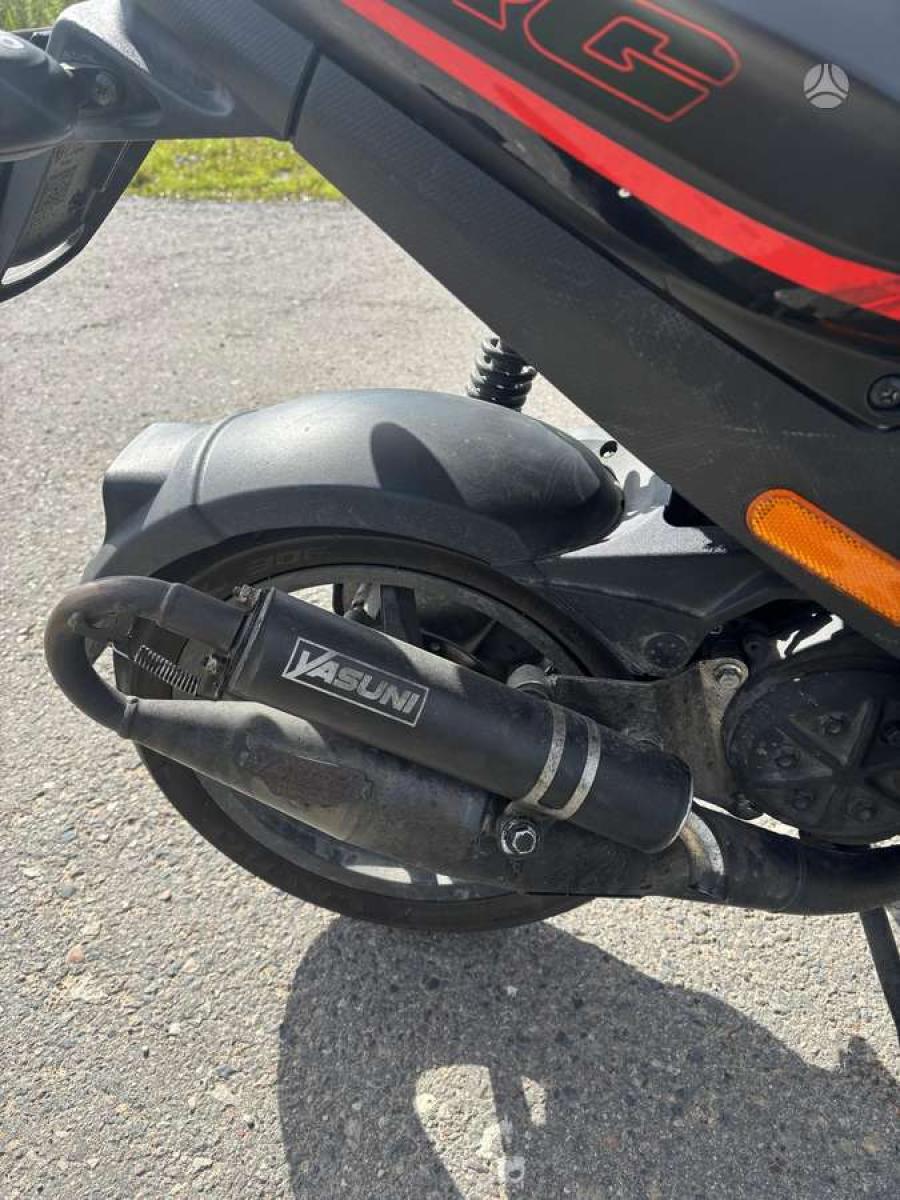 Piaggio NRG 2014 in Vilnius, with an engine capacity of 50.00 L and mileage of 19 thousand km for 1100 €, photo 6 on AUTOMOTO.COM.LV