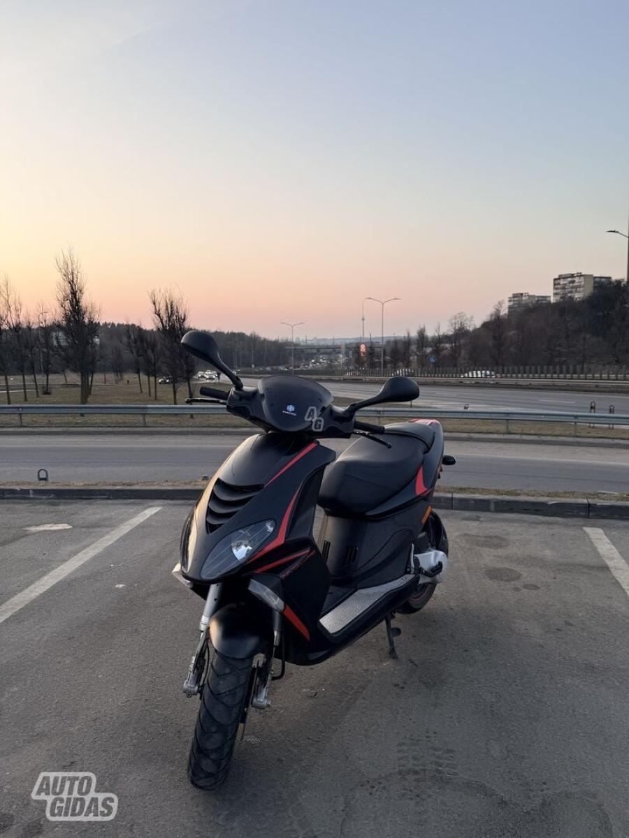 Piaggio NRG 2015 in Vilnius, with an engine capacity of 0.05 L and mileage of 16 thousand km for 1500 €, photo 10 on AUTOMOTO.COM.LV