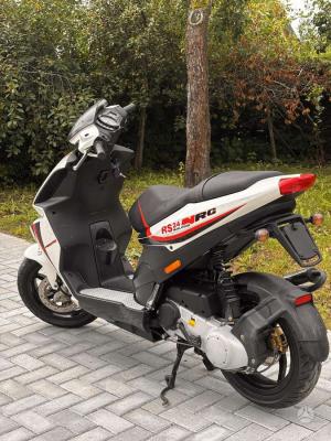 Piaggio NRG 2016 Kauņa, ar dzinēja tilpumu 50.00 L un nobraukumu 3 tūkst. km par 1320 €, foto 4 vietnē AUTOMOTO.COM.LV