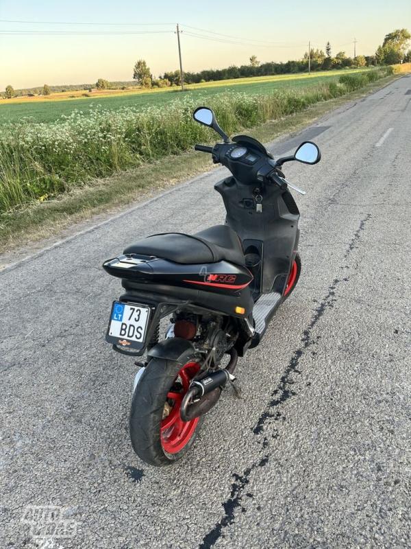Piaggio NRG 2017 in Anyksciai, with an engine capacity of 0.05 L and mileage of 14 thousand km for 1400 €, photo 6 on AUTOMOTO.COM.LV