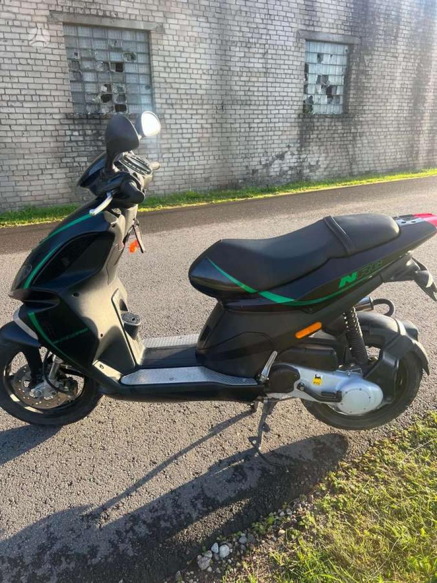 Piaggio NRG 2017 in Kaunas, with an engine capacity of 50.00 L and mileage of 9 thousand km for 1850 €, photo 7 on AUTOMOTO.COM.LV
