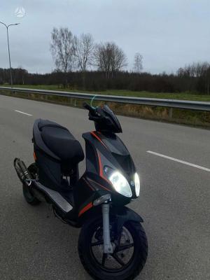 Piaggio NRG 2019 Preiļi, ar dzinēja tilpumu 70.00 L un nobraukumu 12 tūkst. km par 1700 €, foto 6 vietnē AUTOMOTO.COM.LV