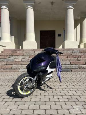Violet Piaggio NRG 2007 in Pasvalys, with an engine capacity of 0.07 L and mileage of 30 thousand km for 1500 €, photo 3 on AUTOMOTO.COM.LV